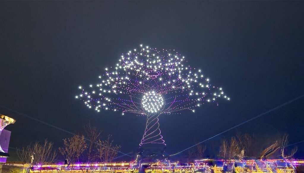 クリエイティブを「発見し・考え・繋げる」Webマガジン BuzzBubble